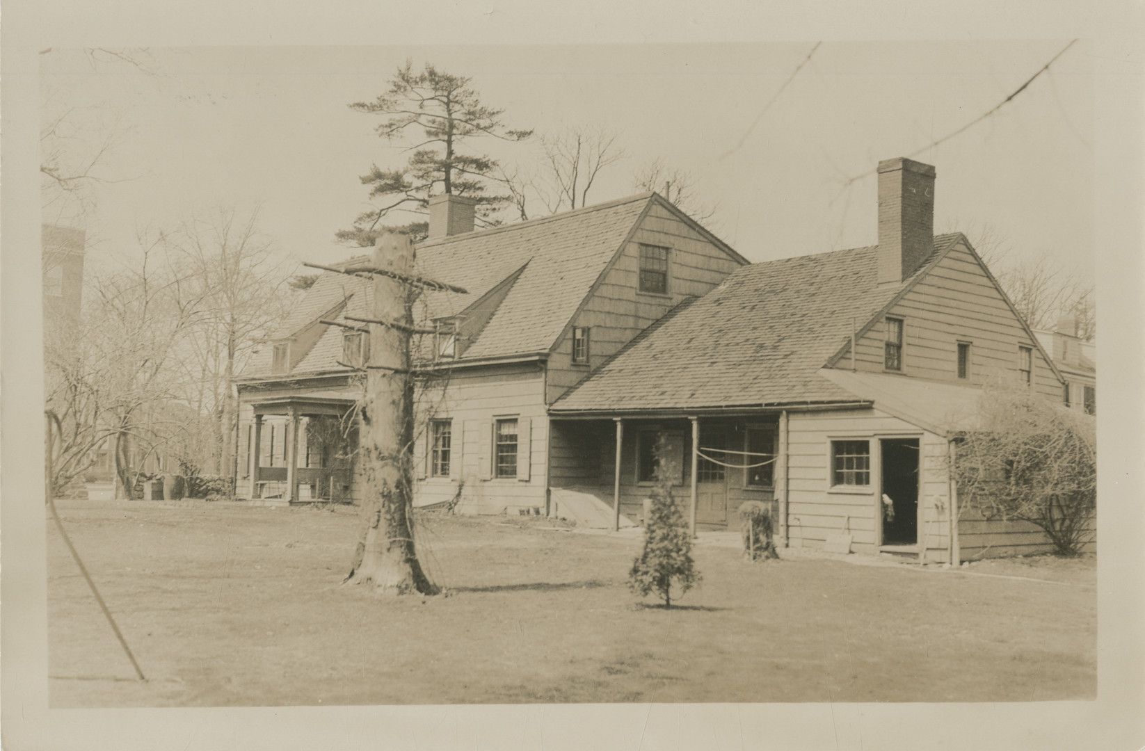 The Early Days of Queens